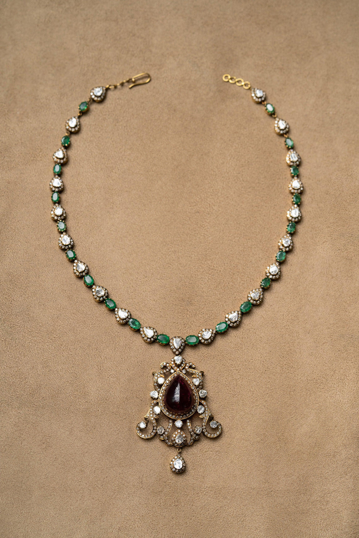 Srishti Fine Jewelry - Gold & Diamonds – Srishti Fine Jewelry - Gold ...